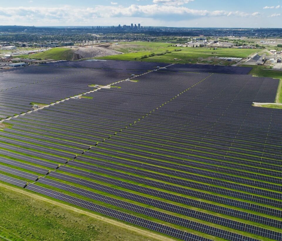 Deerfoot and Barlow Solar | Canada Infrastructure Bank (CIB)