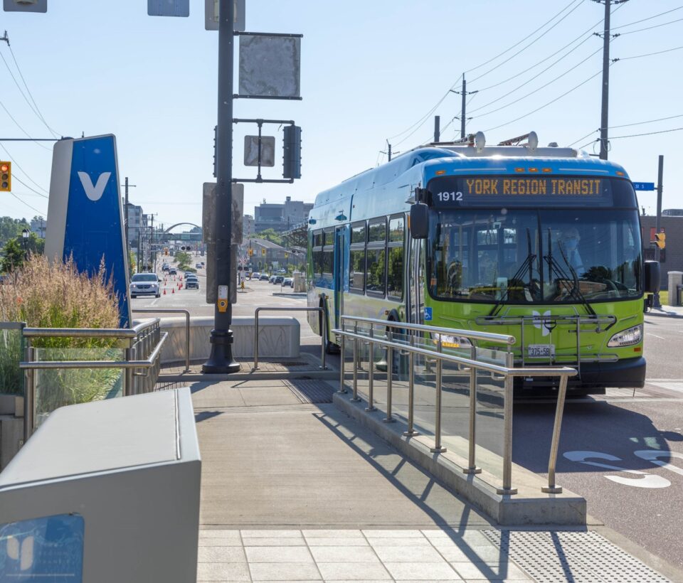 York Region Zero-Emission Buses | Canada Infrastructure Bank (CIB)